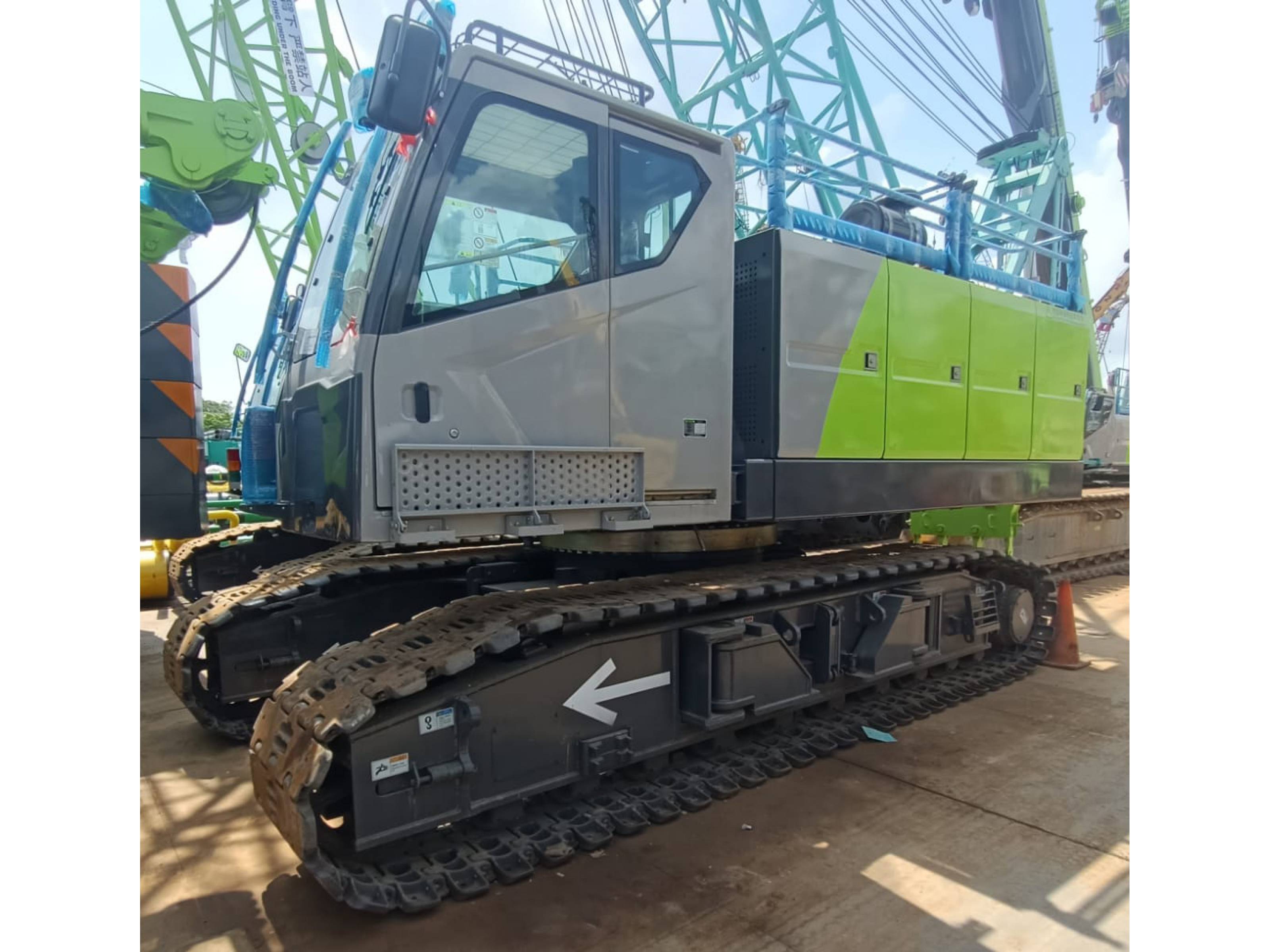 NEW ZOOMLION ZCC600V CRAWLER CRANE